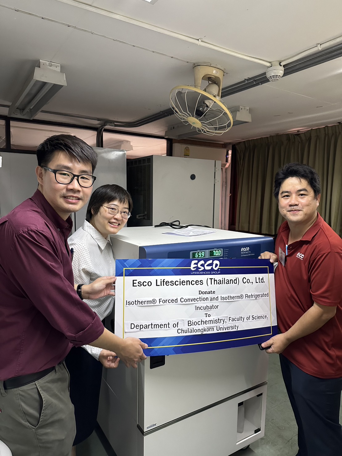 Special thanks go to Esco Lifesciences (Thailand) Co., Ltd. for ...